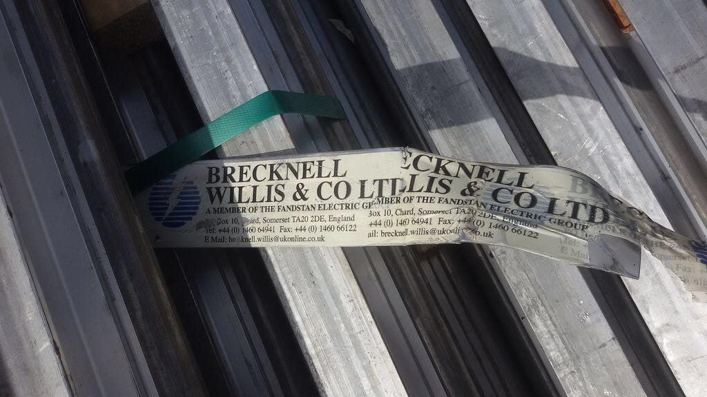 Instalan nuevo tercer riel de aluminio en la línea Mitre | enelSubte