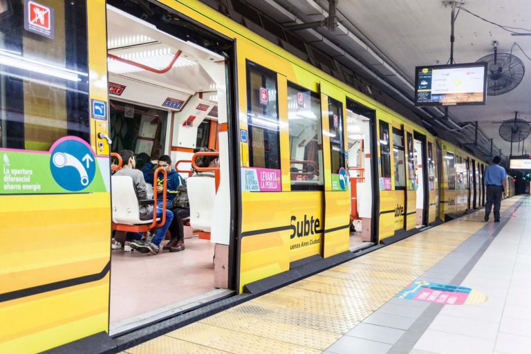 Subte: comienza la gestión de Emova, la nueva concesionaria de ...