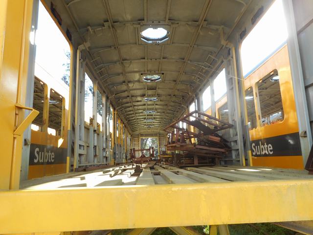 Mis Días en la Vía: Los trenes de la línea E