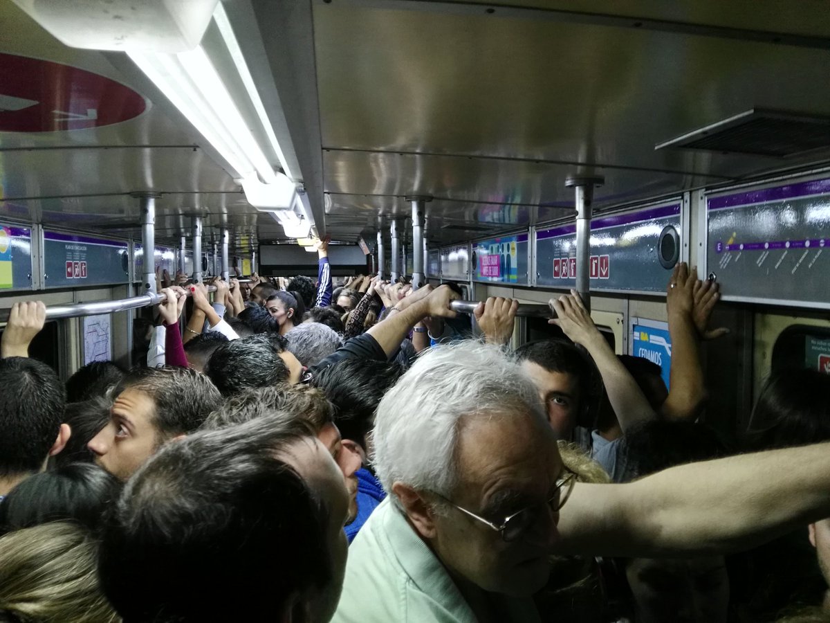 Piden que se declare “en emergencia” a la línea E y el Premetro | enelSubte