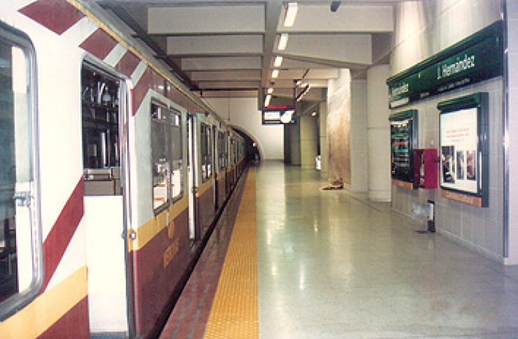Mis Días en la Vía: Los trenes de la línea E